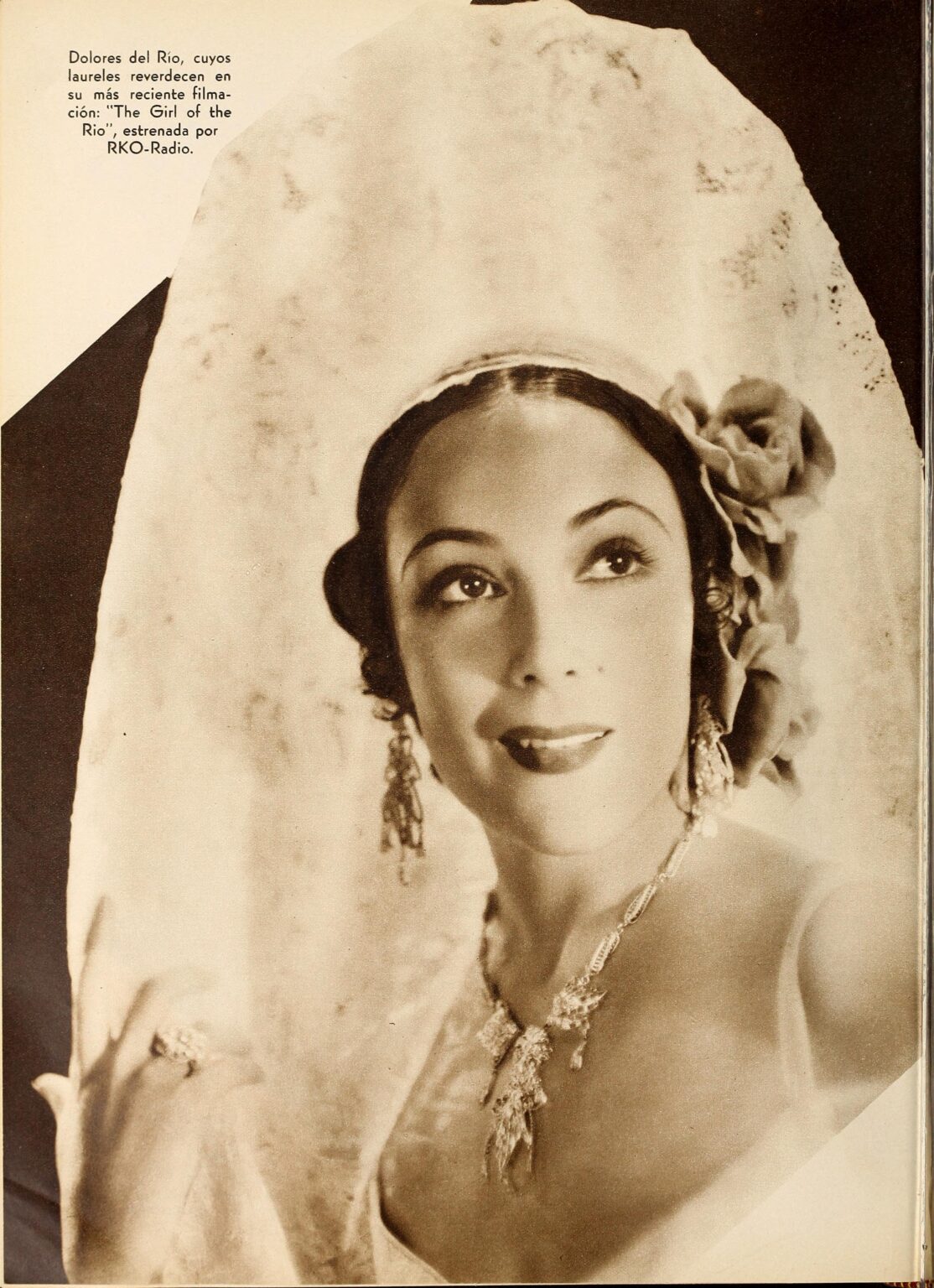 Girl of the Rio (1932) Review, with Dolores Del Rio and Leo Carrillo ...